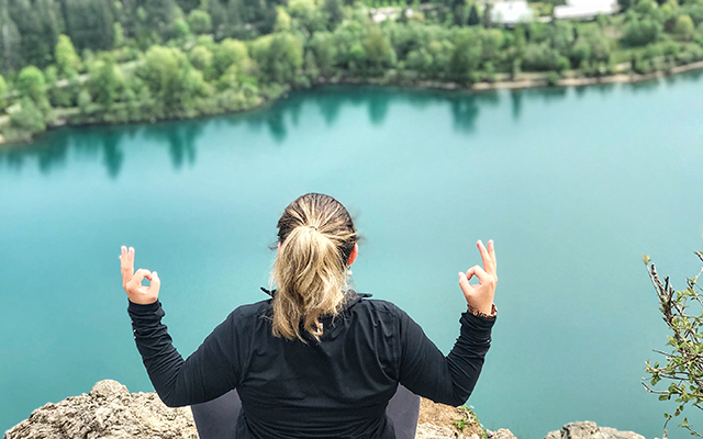 Bezinning op de yogatrend | Bever